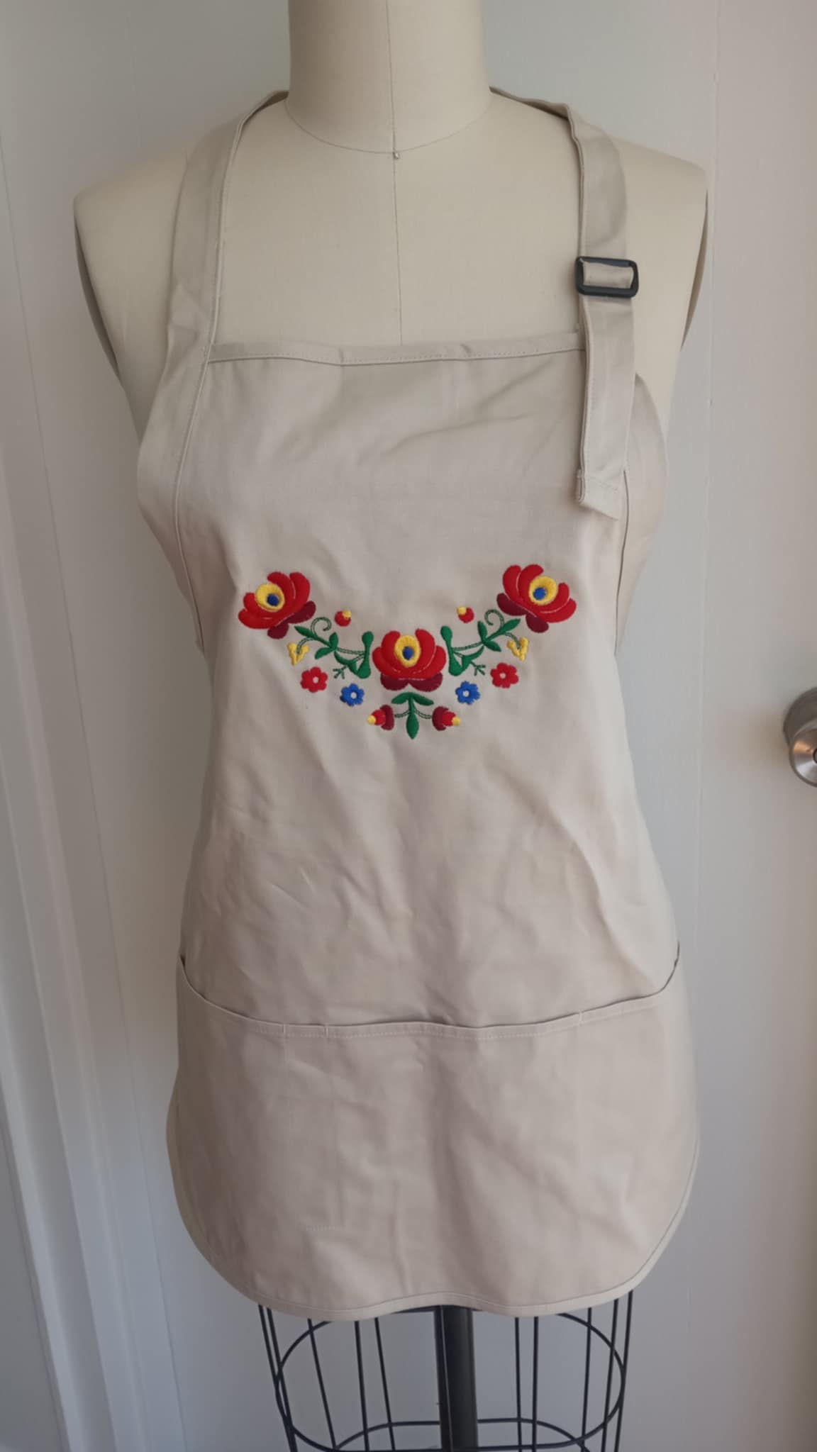 Embroidered Matyo Apron – MagyarApparel